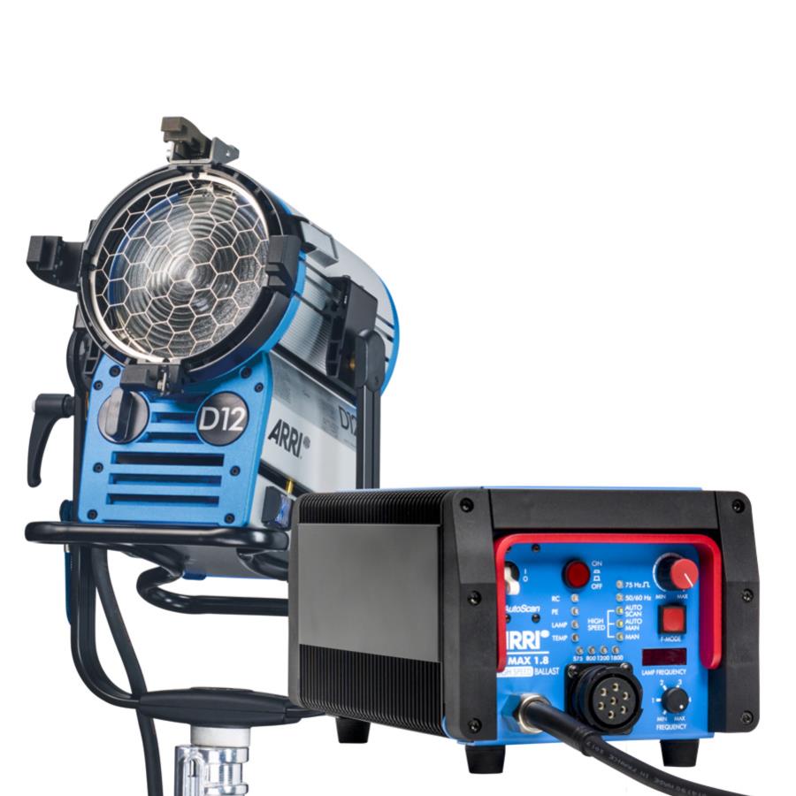 ARRI True Blue D12 EB MAX Set inkl. 4-Flügeltor, Filterrahmen, Vorsch ...